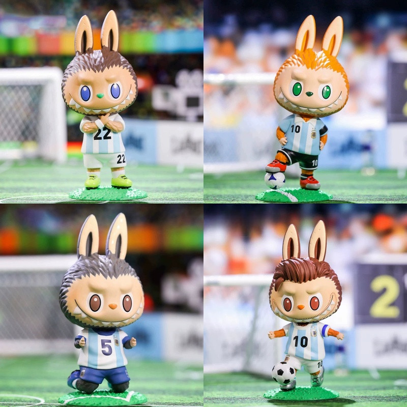 น่ารักฟุตบอล Match Series Labubu ของเล่นพลาสติก Office Study Desktop ...