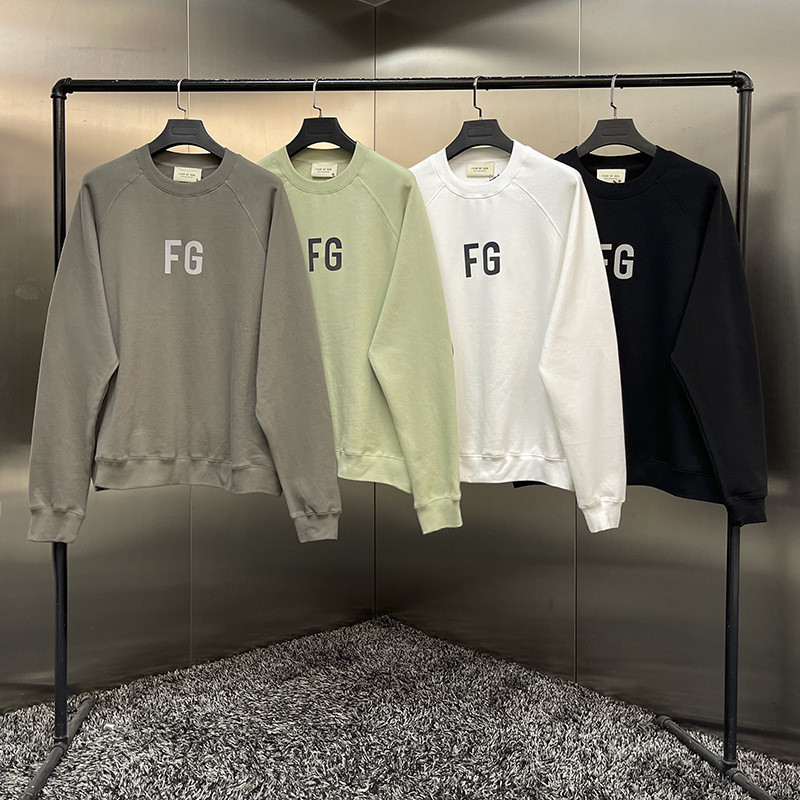 FEAR OF GOD ESSENTIALSSeason 6 Main Line WealthFGround Neck ...
