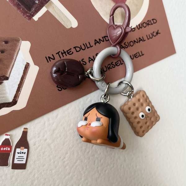 crybaby keychain พวงกุญแจ crybaby ของแท้ Bubble Mart น่ารักเมล็ด DIY ...