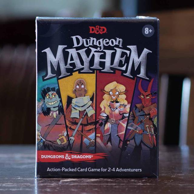Dungeon Mayhem | Dungeons & Dragons Card Game 8+เกมสําหรับครอบครัว ...