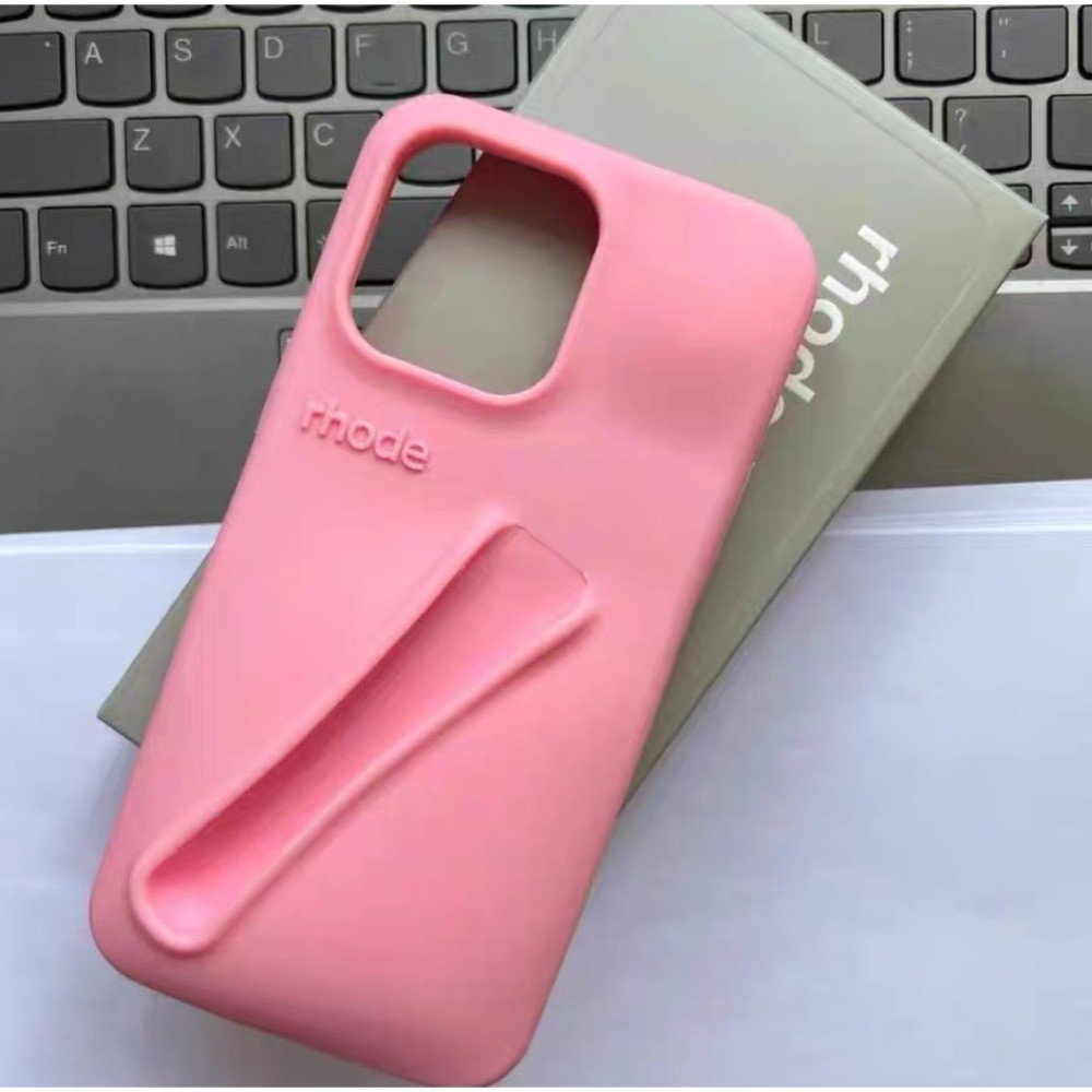 สไตล์เดียวกันของ Hailey ลิปสติกเคสโทรศัพท์พร้อมโลโก้สําหรับ iPhone 15 ...