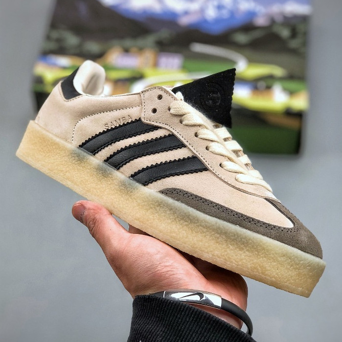 รองเท้าบอร์ด รองเท้ากีฬา Kith x Claarks x Originals 8th Street Samba ...