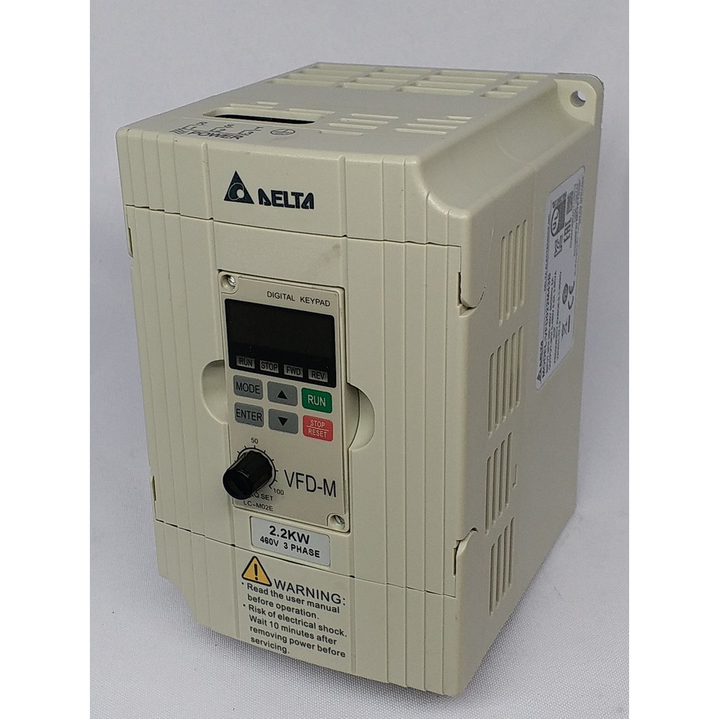 แผงอินเวอร์เตอร์เดลต้า ซีรีส์ VFD-M แผงสากล LC-M02E พร้อมการเชื่อมต่อภายนอกและการถอดรีโมท ...