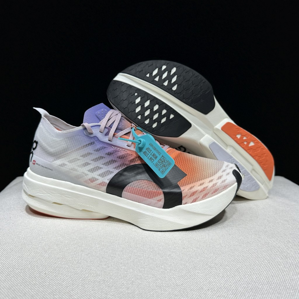 รองเท้าวิ่ง On Running On CloudBoom Strike สำหรับผู้ชายและผู้หญิง ...