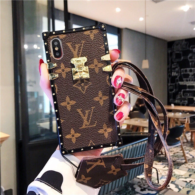 เคสโทรศัพท์มือถือ ทรงสี่เหลี่ยม พิมพ์ลายตาราง พร้อมสายคล้อง แฟชั่น