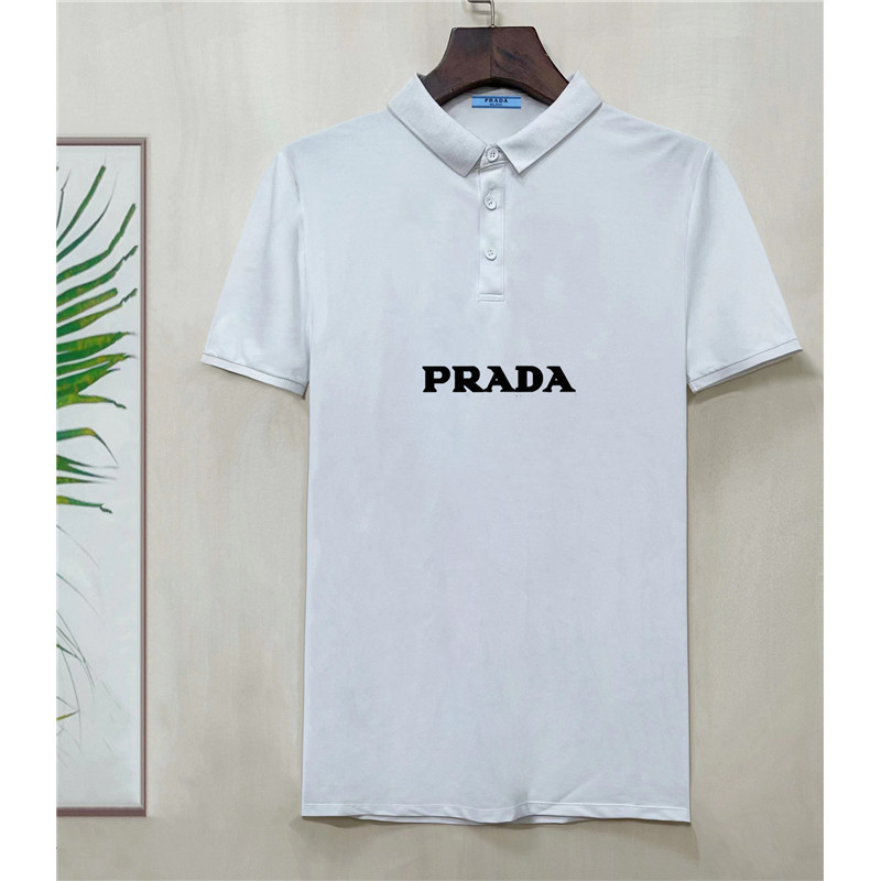 Prad1 เสื้อโปโลผู้ชายแขนสั้นรุ่นใหม่ Red Logo พิมพ์ลายกราฟิกที่อกสไตล์ ...