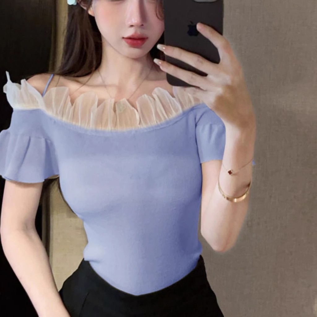 Camisole แขนสั้นลูกไม้เย็บ อารมณ์หวานเซ็กซี่ สวมใส่ด้านนอกแบบ Off-the ...