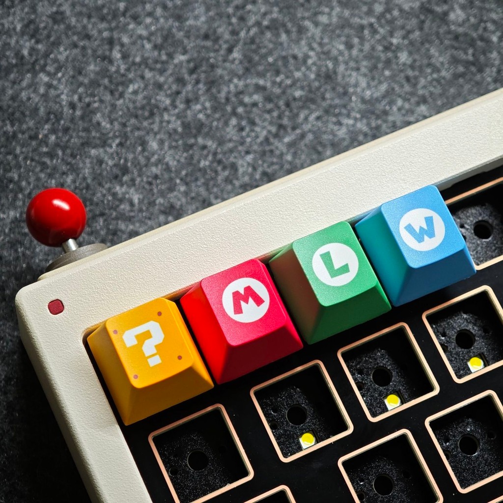 Super Mario Keycap การ์ตูนสองมิติโรงงานเดิมความสูง esc Cross Shaft ...
