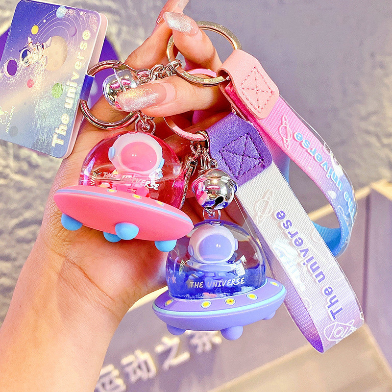 Gantungan Liquid FLOATING SPACE SHIP KEYCHAIN ASTRONAUT KEY CHAIN GK-50 ...