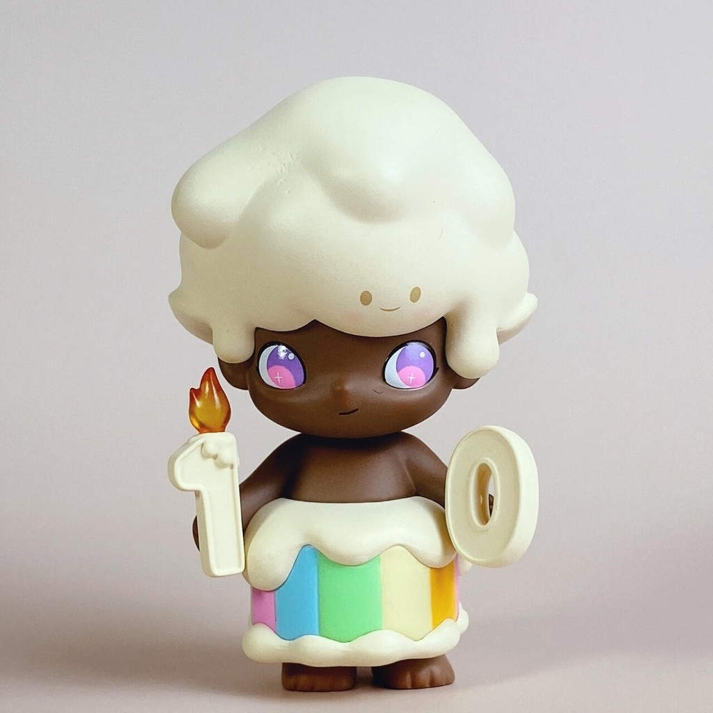 Pop Mart 10th Anniversary Limited DIMOO Limited Edition Small Black ...