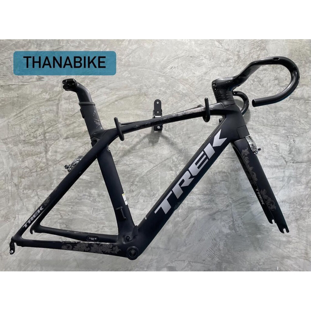 เฟรมเซ็ท TREK MADONE 9 ลาย Limited Spartacus Project One Size54 ...
