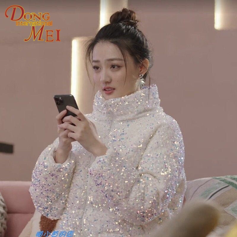 Liangchen Meijing Xu Lu สไตล์เดียวกันสีสันStarry Sky SequinsฤดูหนาวInfluencerสีสันSequinsลงเสื้อ ...