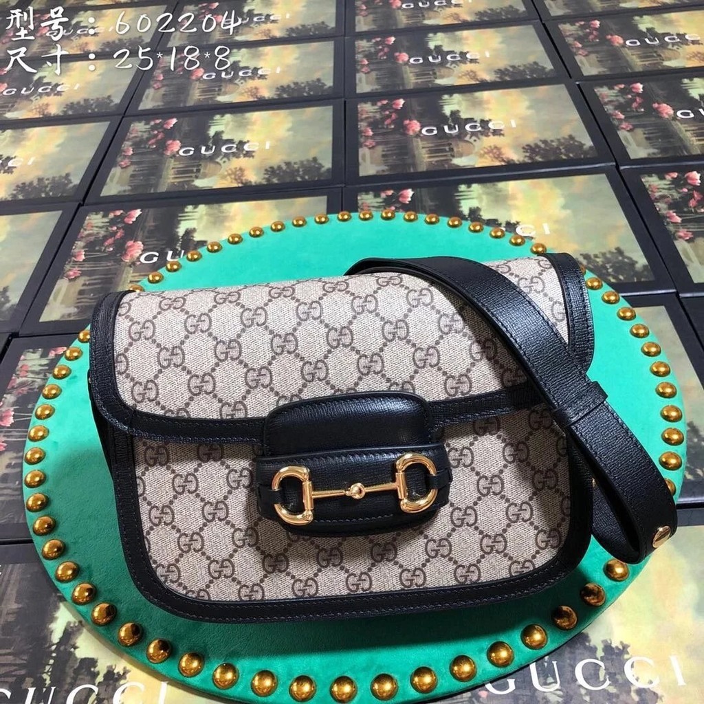 Guuci สไตล์ 1955 กระเป๋าสะพายข้างและไหล่ หนังแท้และผ้าแคนวาส รายละเอียด ...
