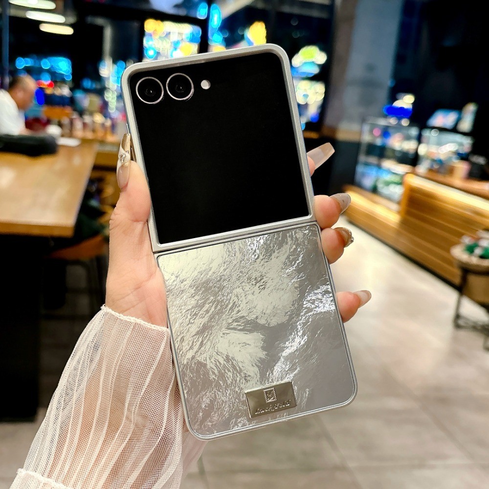 Silver Edge Feather เส้นด้ายเคสโทรศัพท์สําหรับ Samsung Galaxy Z Flip 7 ...