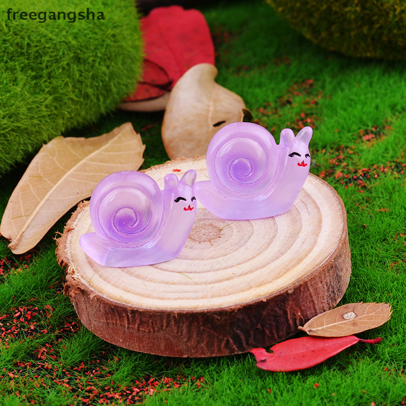[FREG] 10 ชิ้นเรืองแสง Mini Snails Micro ภูมิทัศน์ตกแต่งเรืองแสงใน Dark Snails ตุ๊กตาเรซิ่น ...