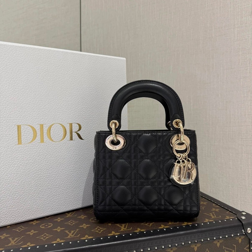 Dior กระเป๋า Diana ทำจากหนังแกะคุณภาพสูง สไตล์ messenger bag สำหรับ ...