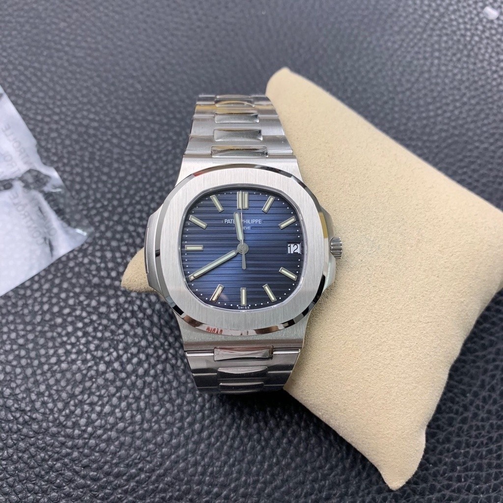 Patek _ Philippe Nautilus Swiss automatic chain up movement sapphire ...