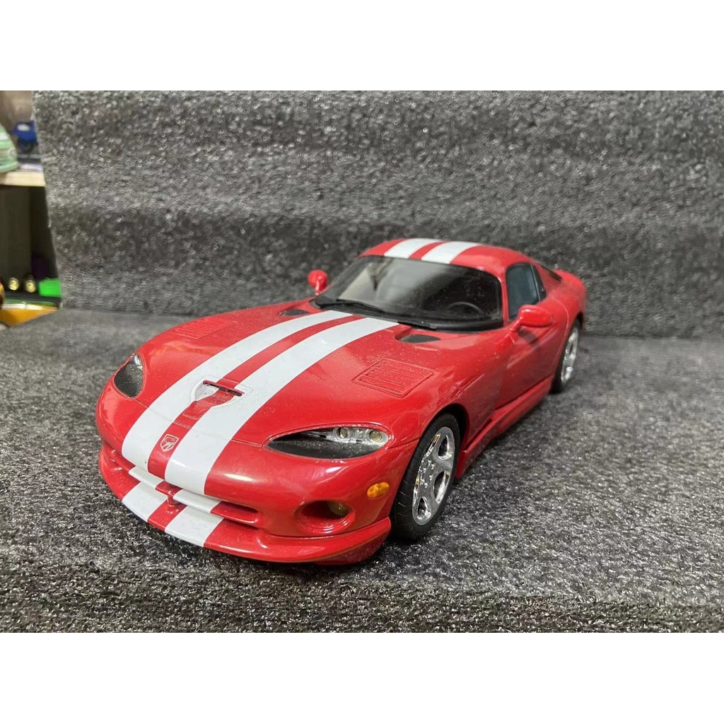 Ls 1/18 Dodge Viper รถสปอร์ตรถเรซิ่นรุ่น Dodge Viper GTS 2002 แพ็คเกจ ...