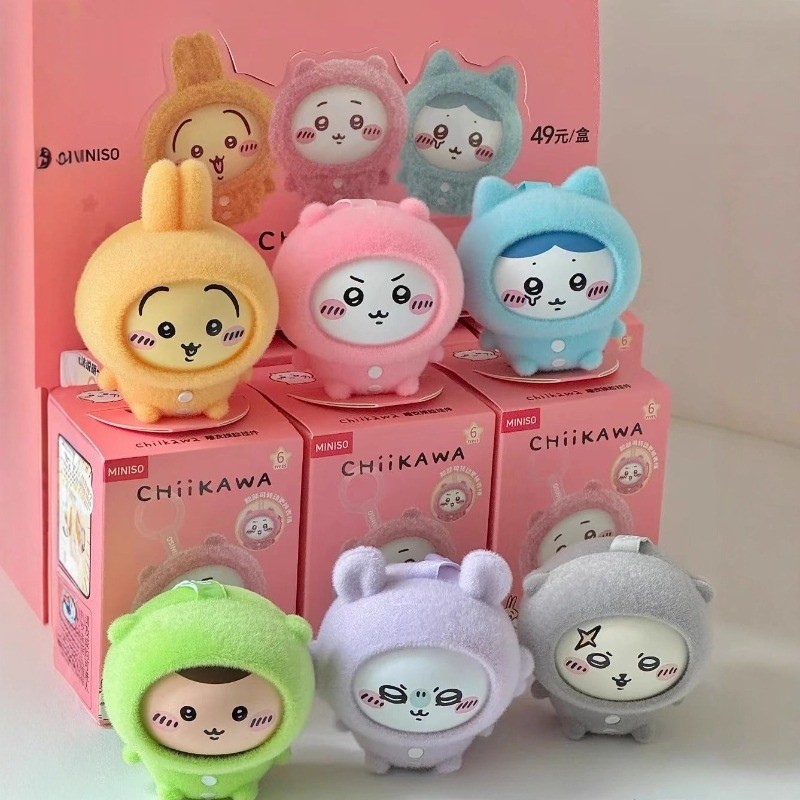 Chikawa Mystery Box ตุ๊กตาจี้พวงกุญแจ Chiikawa Blind Box ชุดนอนเสื้อผ้า ...