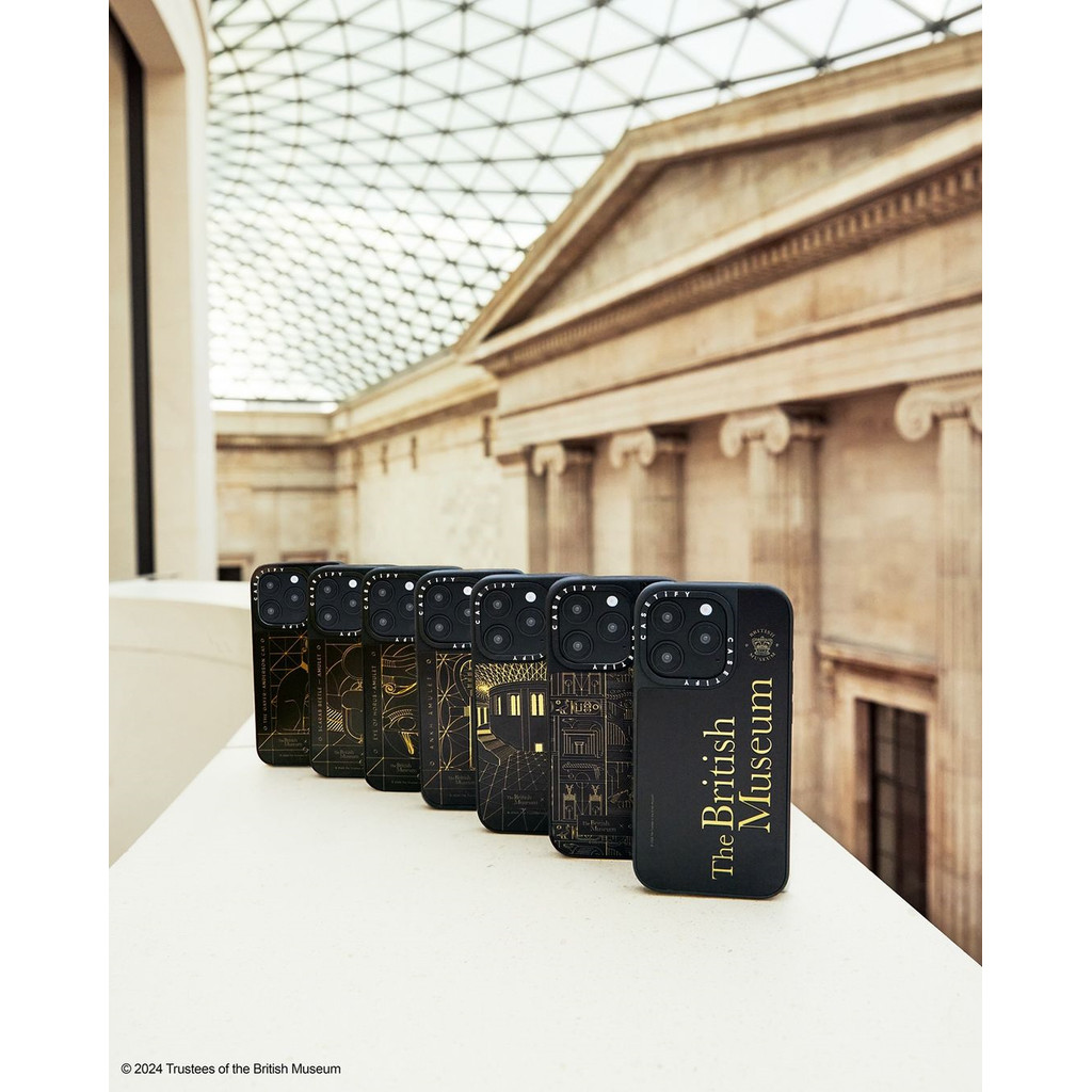 Casetify X The British Museum logo Case แม่เหล็กดูด Black & Sliver ...