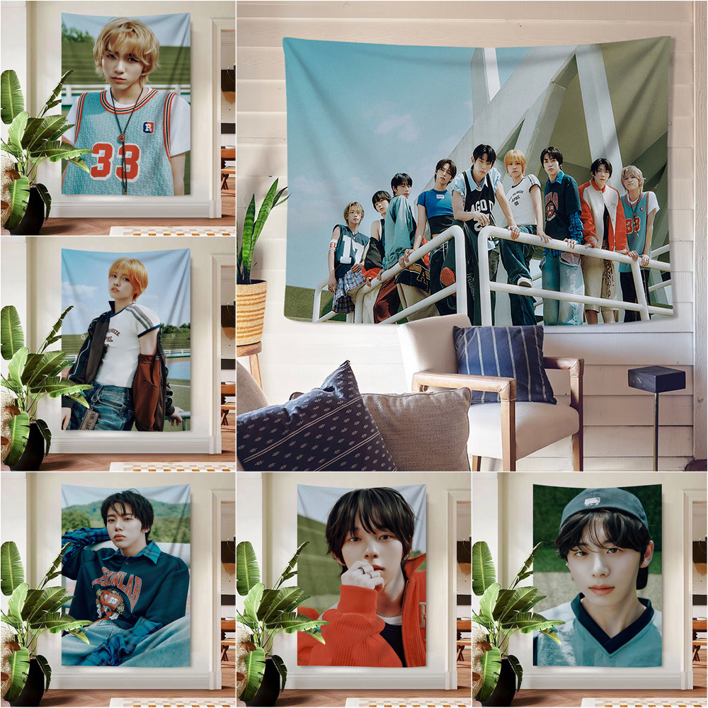KPOP AHOF พรมติดผนังพร้อมคลิปโพลีเอสเตอร์ Tapestries แขวนผนังห้องนอน ...