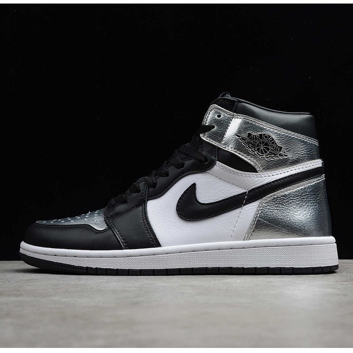 Air Jordan 1 High OG Silver Toe รองเท้าบาสเก็ตบอลผู้ชายและผู้หญิง AJ ...