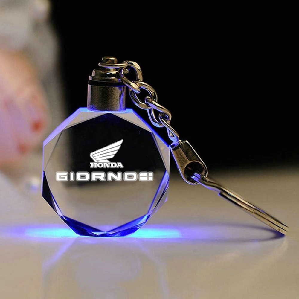Honda GIORNO พวงกุญแจรถไฟ LED 7 สีคริสตัลที่กําหนดเองพวงกุญแจเหรียญรถ ...