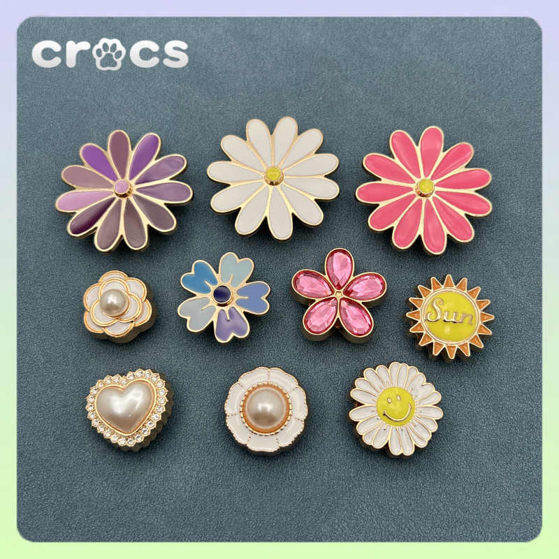 jibbitz crocs Metallic sunflower jibbitz crocs เกาหลี crocs jibbitz ...