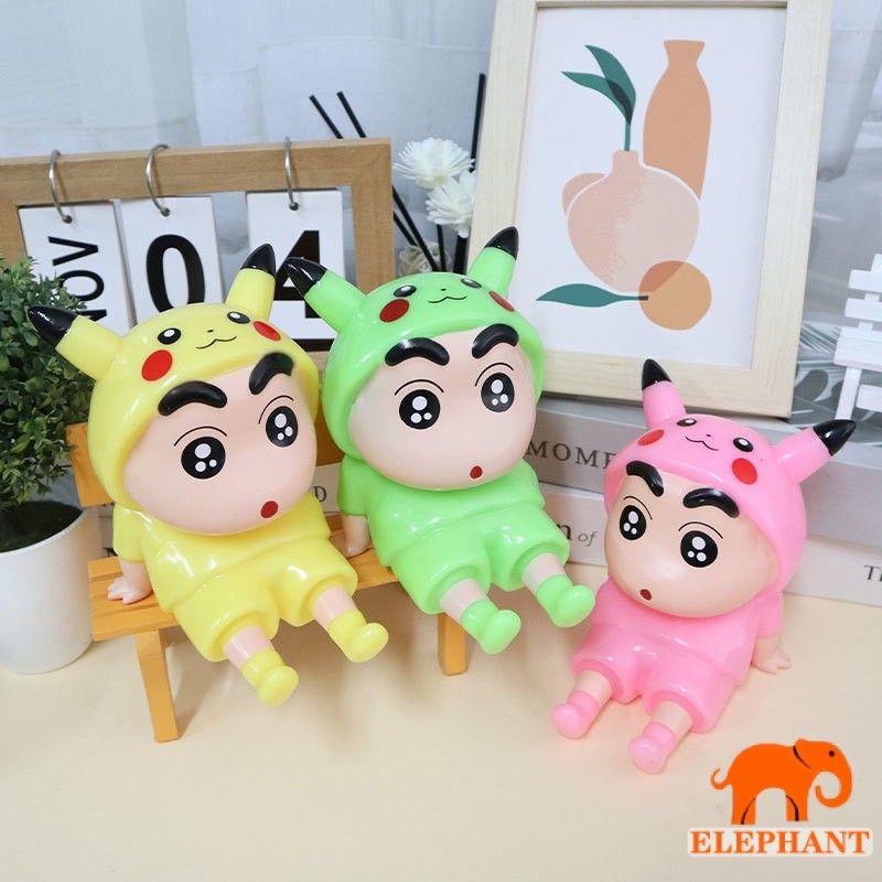 Crayon Shin-Chan cos Pikachu ตุ๊กตาตัวยึด Pikachu Shin-Chan การ์ตูนที่ ...