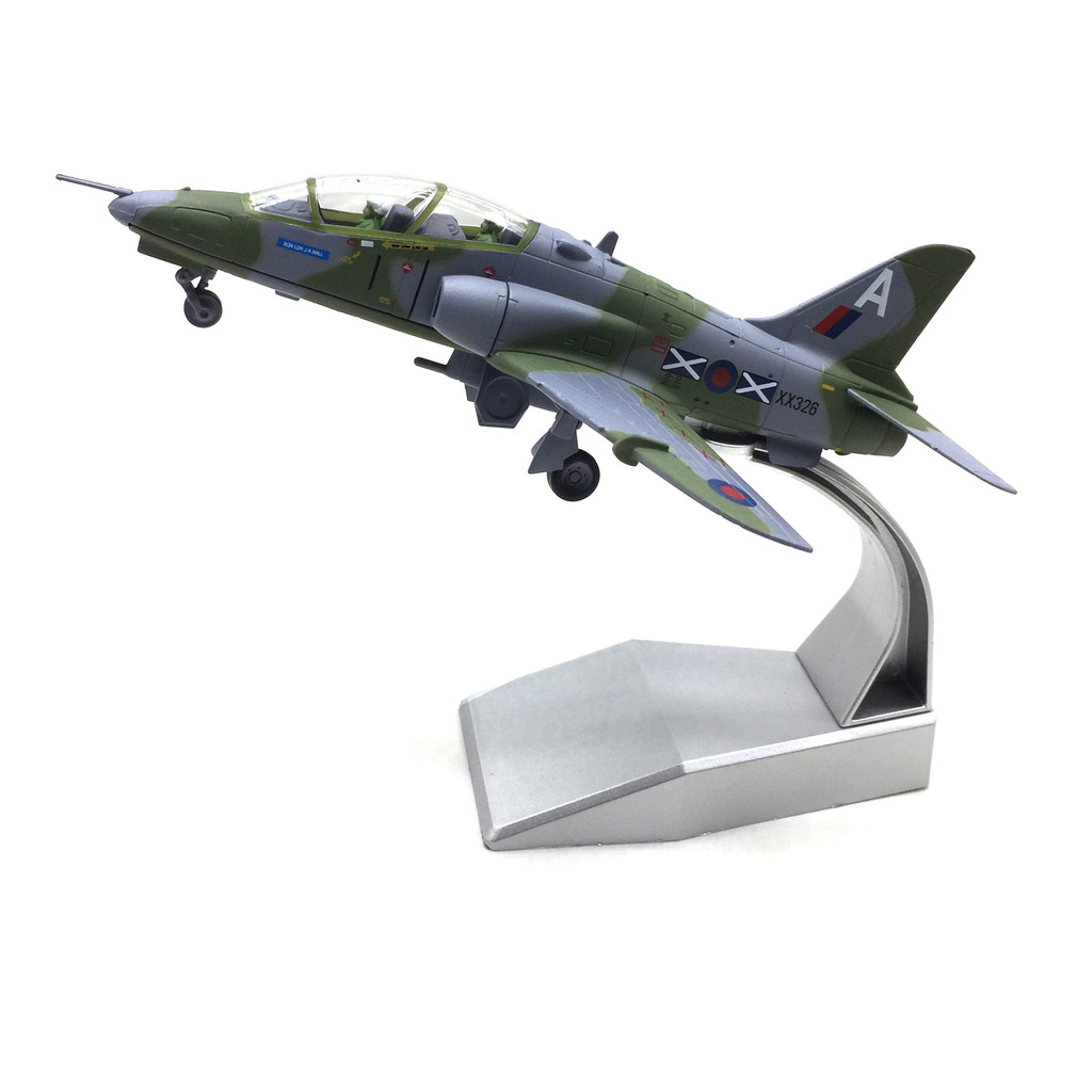 คลังสินค้าพร้อม 1/72 British Jet Trainer Eagle HAWK จําลองเครื่องบินรบ ...