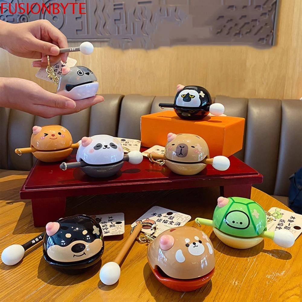 Fusionbyte พวงกุญแจปลาไม้ขนาดเล็ก, ปลาไม้รูปสัตว์ Capybara ปลาไม้, น่ารักกระทบการ์ตูน ...