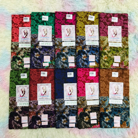 โซเฟีย ผ้าบาติก ตรา KUNIDA SUPER เย็บเรียบร้อย ลวดลายผ้าปาเต๊ะ สีสัน ...