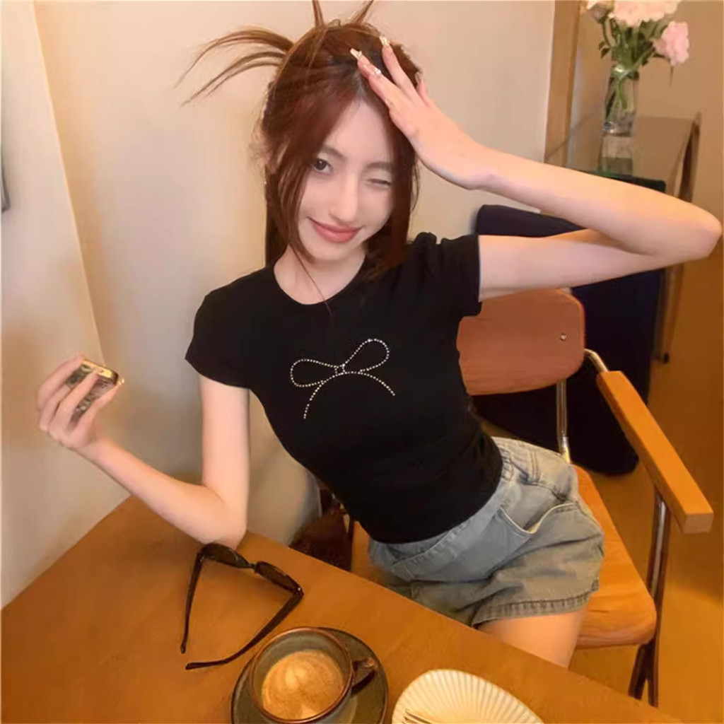 เสื้อยืดผู้หญิง เสื้อยืดสวยๆผู้หญิง เสื้อรัดรูป เสื้อยืดแขนสั้นลายโบว์ ...