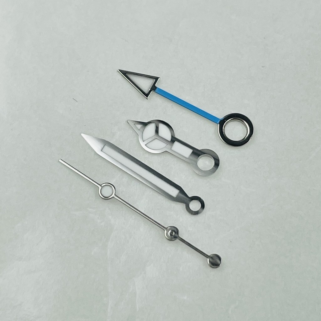 ข้อเสนอพิเศษพร้อมสต็อก~สไตล์ใหม่ดัดแปลง2836ตัวชี้กรีนดี้ GMT Pearl 3804 ...