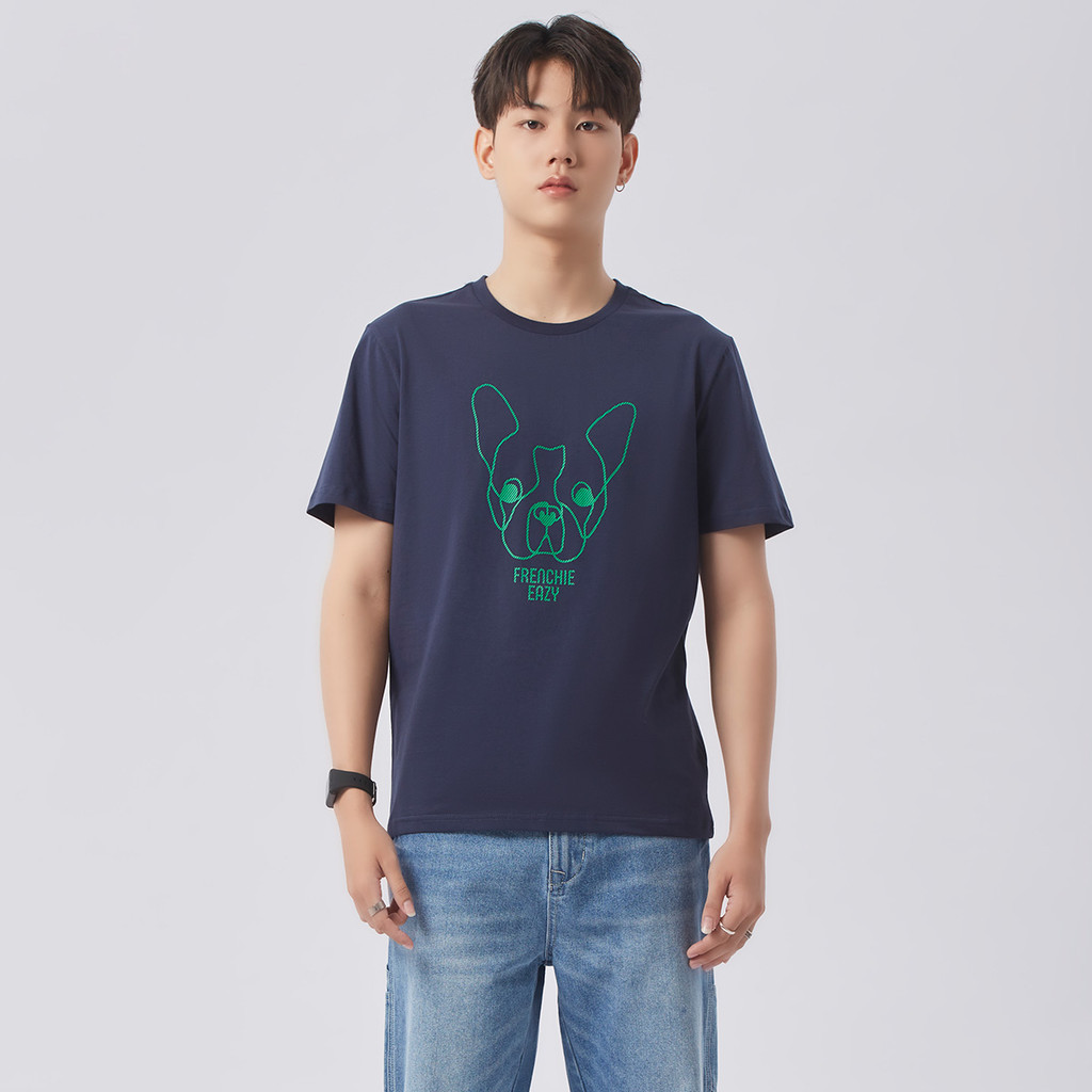 ESP เสื้อทีเชิ้ตลายเฟรนช์ชี่ ผู้ชาย สีน้ำเงินเข้ม | Frenchie Eazy Tee ...