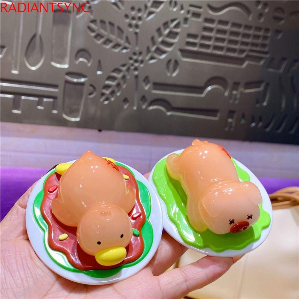 RADIANTSYNC เป็ดย่างตกแต่ง, PVC Pig Uv เปลี่ยนสีเครื่องประดับ,รูปปั้นแสดงแปลกใหม่หัตถกรรมเปลี่ยน ...