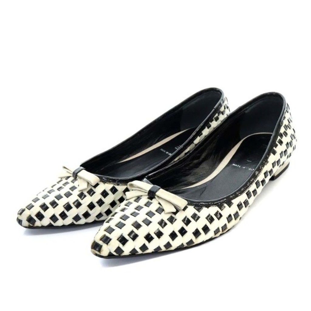 Miu Pumps Flat Pointed Toe Ribbon Motif สีดําและสีขาวส่งตรงจากญี่ปุ่น มือสอง | Shopee Thailand