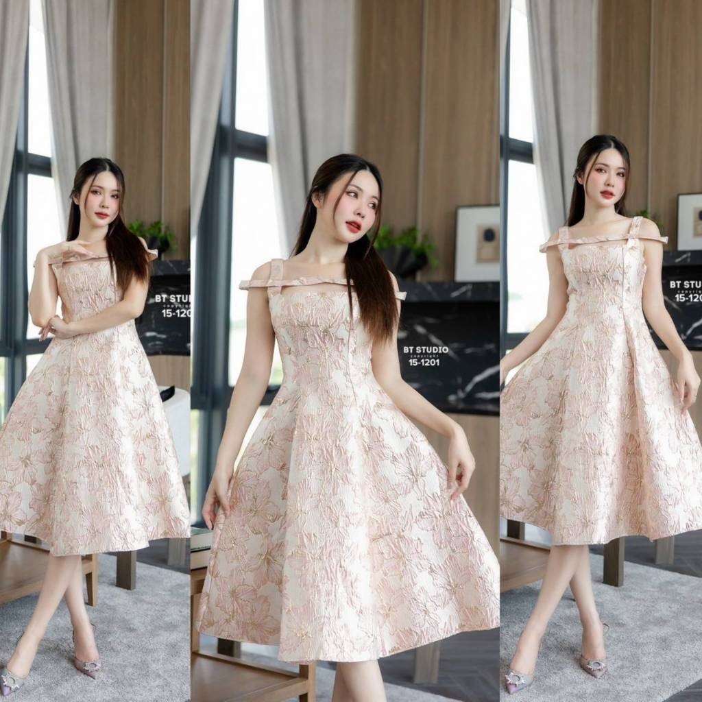 (พร้อมส่ง) BT106-1201 เดรสสายเดี่ยว ดีไซน์แต่งสายหนึ่งเส้นคาดกลางอก แต่งลายผ้าทอสีชมพูเดินดิ้น ...