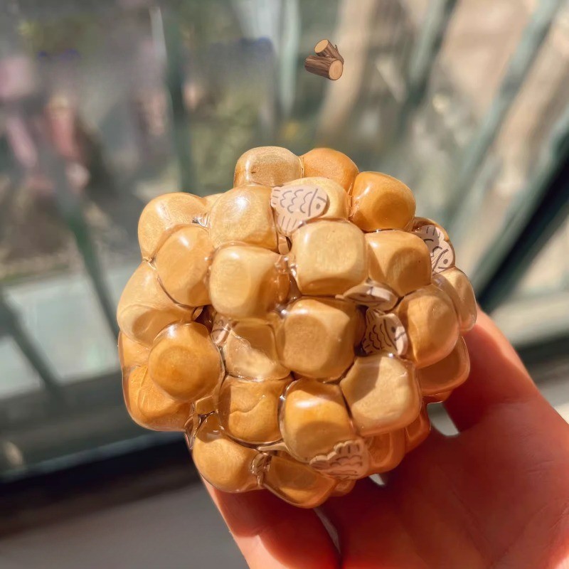 Yumu Acne noisy ball ไม้รูปทรงได้ noisy ball ของเล่นบีบอัดใหม่ ลูกบอล ...