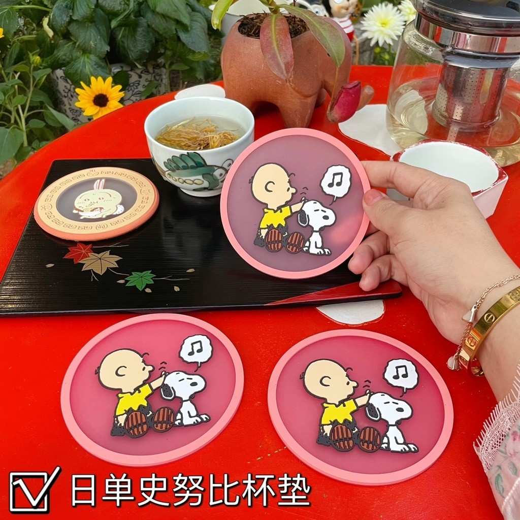 ญี่ปุ่น Snoopy Coaster ซิลิโคน Anti-Scalding Pad Snoopy ยาง Coaster ...