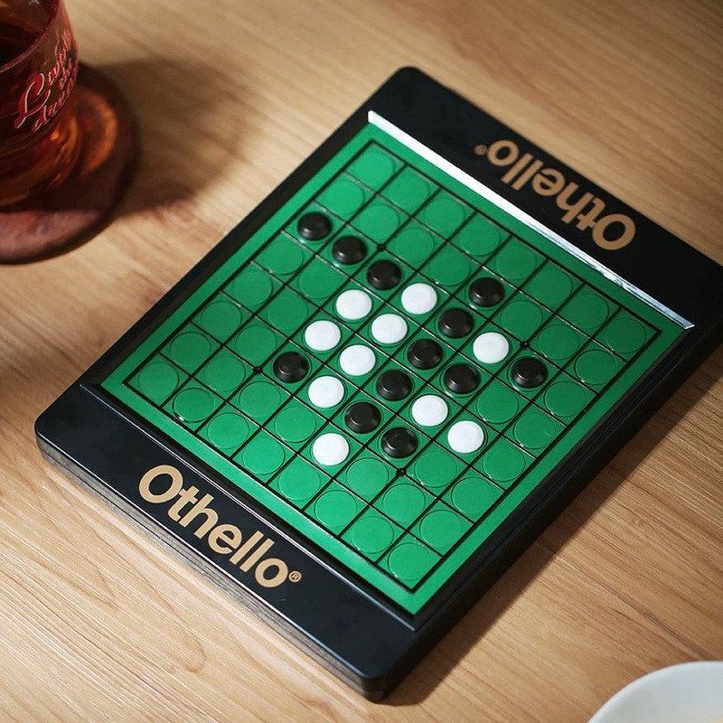 การหมุนขนาดใหญ่ Othello Family Edition Flip Chess Brain Burning Chess ...