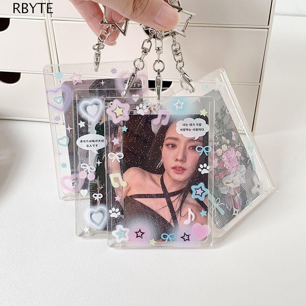 RBYTE อะคริลิค Photocard Holder, 2.7x4.1 นิ้วโปร่งใส Photo Card Case, ภาพขาตั้งจอแสดงผล ...