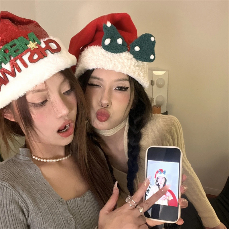 Christmas Limited Edition PROP Letter Decoration หมวกคริสต์มาสหนาของ ...