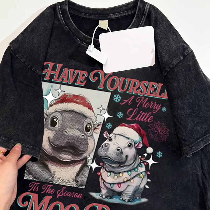 เสื้อ Moodeng hippo christmas Qkoole เสื้อ oversize ฟอก การ์ตูนน่ารักๆ ...