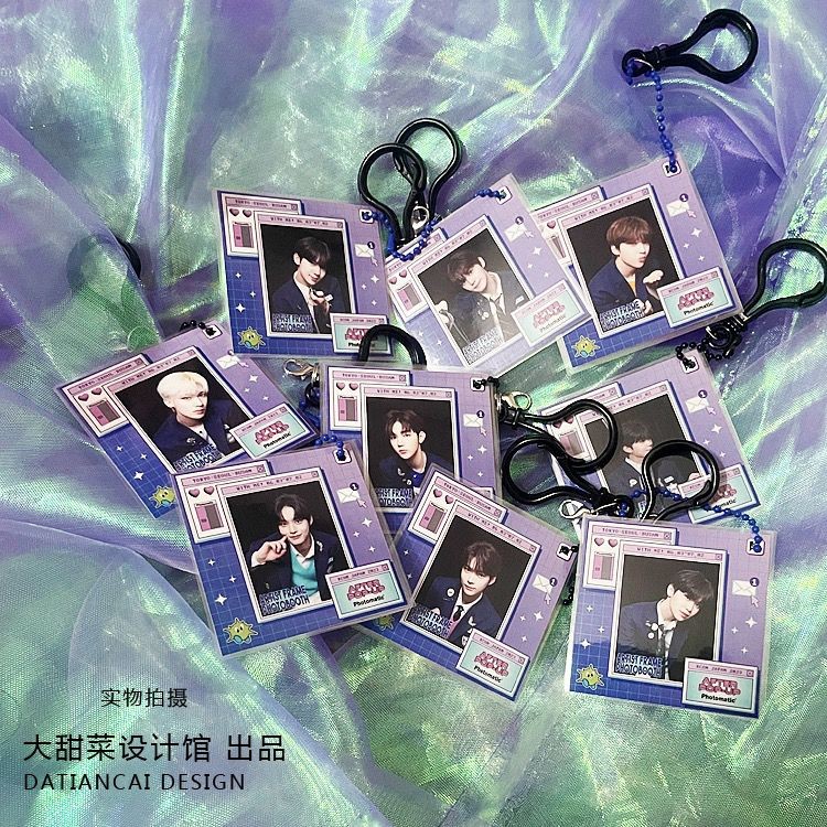 ZB1 สินค้าสไตล์เดียวกัน Zhang Haocheng Han Bin Han Weichen Kim Kui Bin Ricky การ์ดสี่เหลี่ยมเล็ก ...