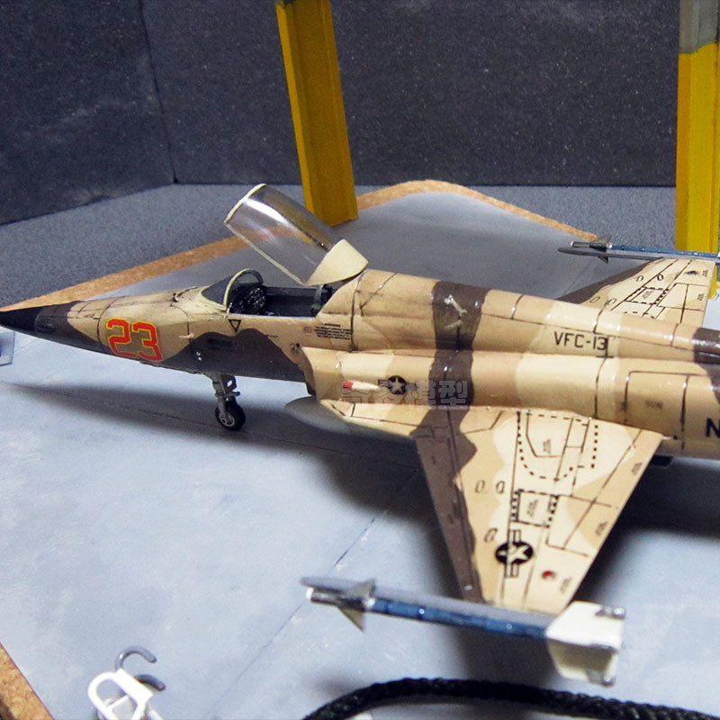 โมเดลเครื่องบินประกอบขนาดเล็ก Chito รุ่น 80207 1/72 เครื่องบินรบ F-5E ...