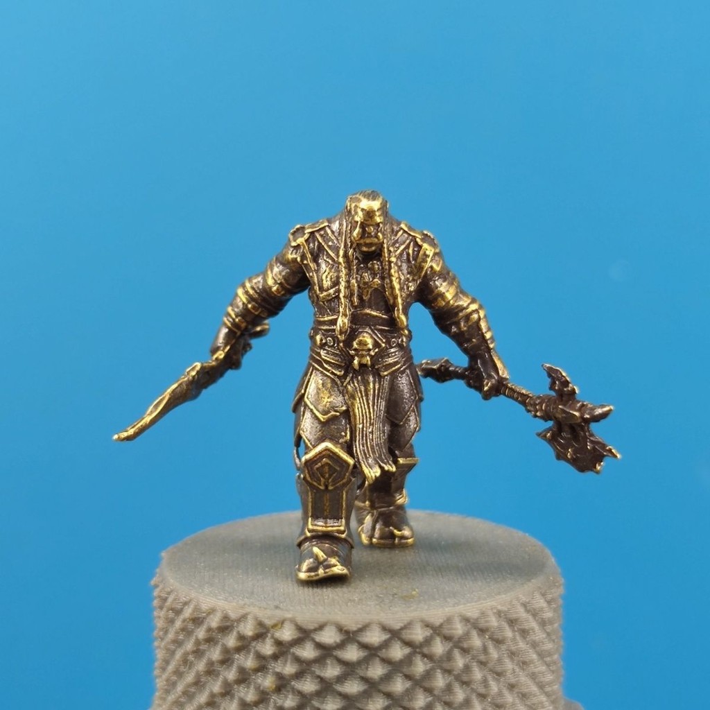 ดาบทองเหลือง Saint Bone Orc World of Warcraft Hand-Made รูปปั้นถังปลา ...