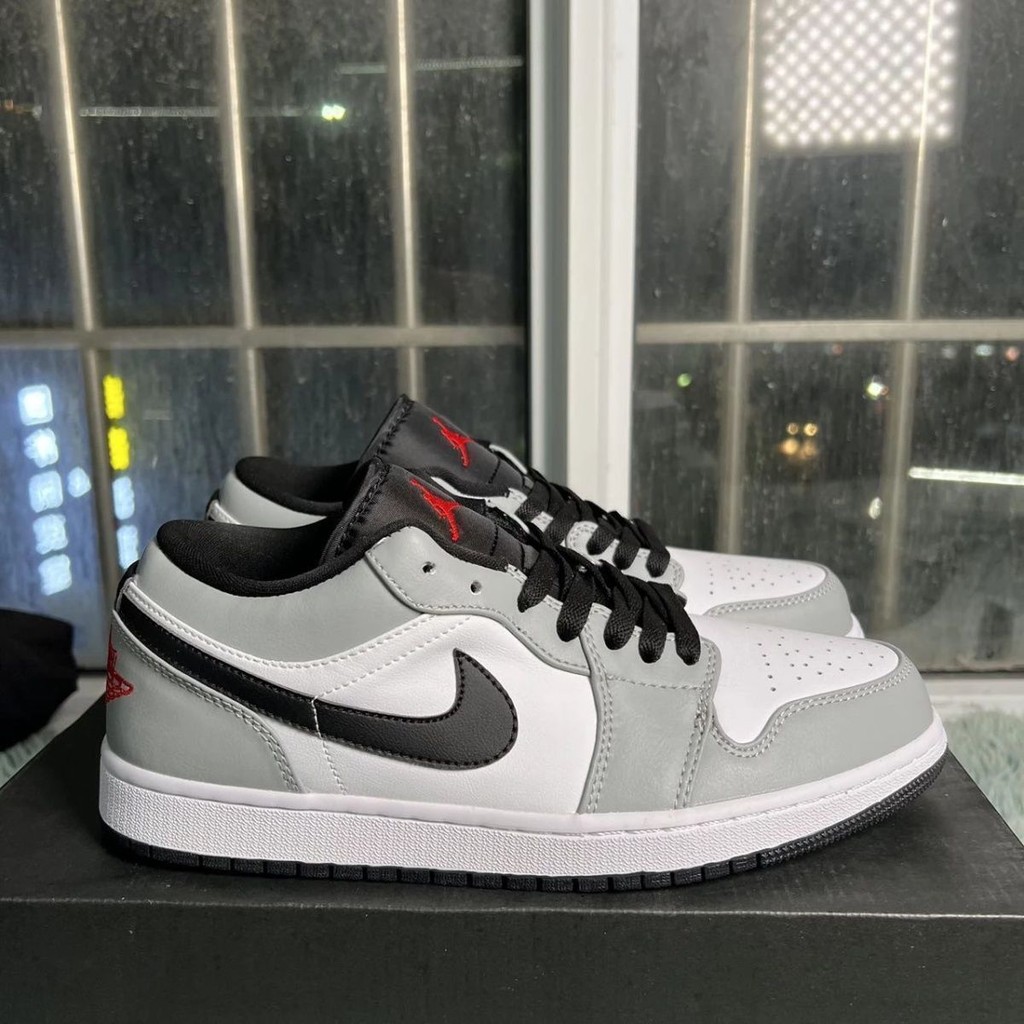 A aj1 Low-Top Soot Four Seasons สไตล์แปรงคู่ยางพื้นรองเท้าพื้นรองเท้าชั้นกลางรองเท้าลําลองสไตล์ ...