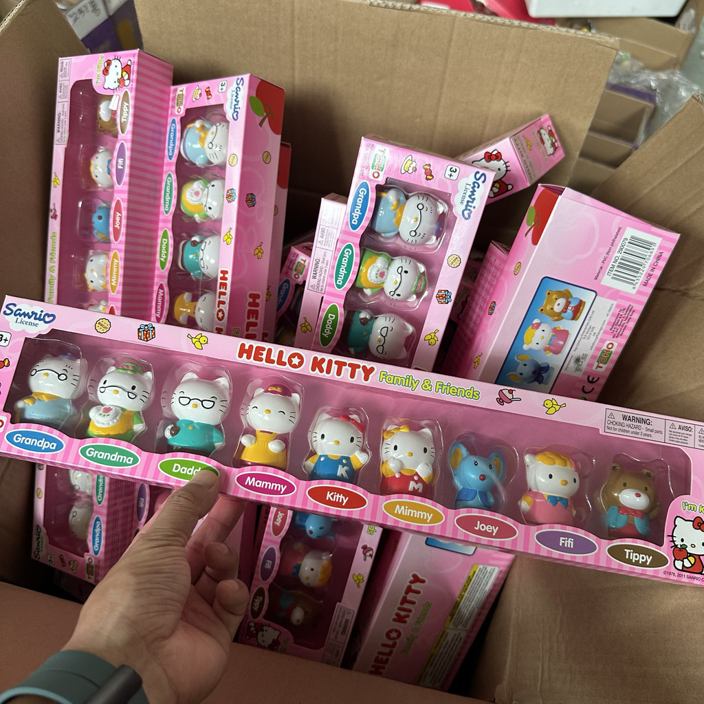 Sanrio hello kitty Medieval Collection kt Cat Family ของเล่นชนิดบรรจุ ...