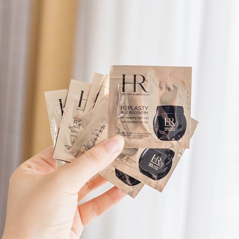 HR Helena Revitalizing Repair 1.5ml ครีมทาหน้าสีดำ | Shopee Thailand